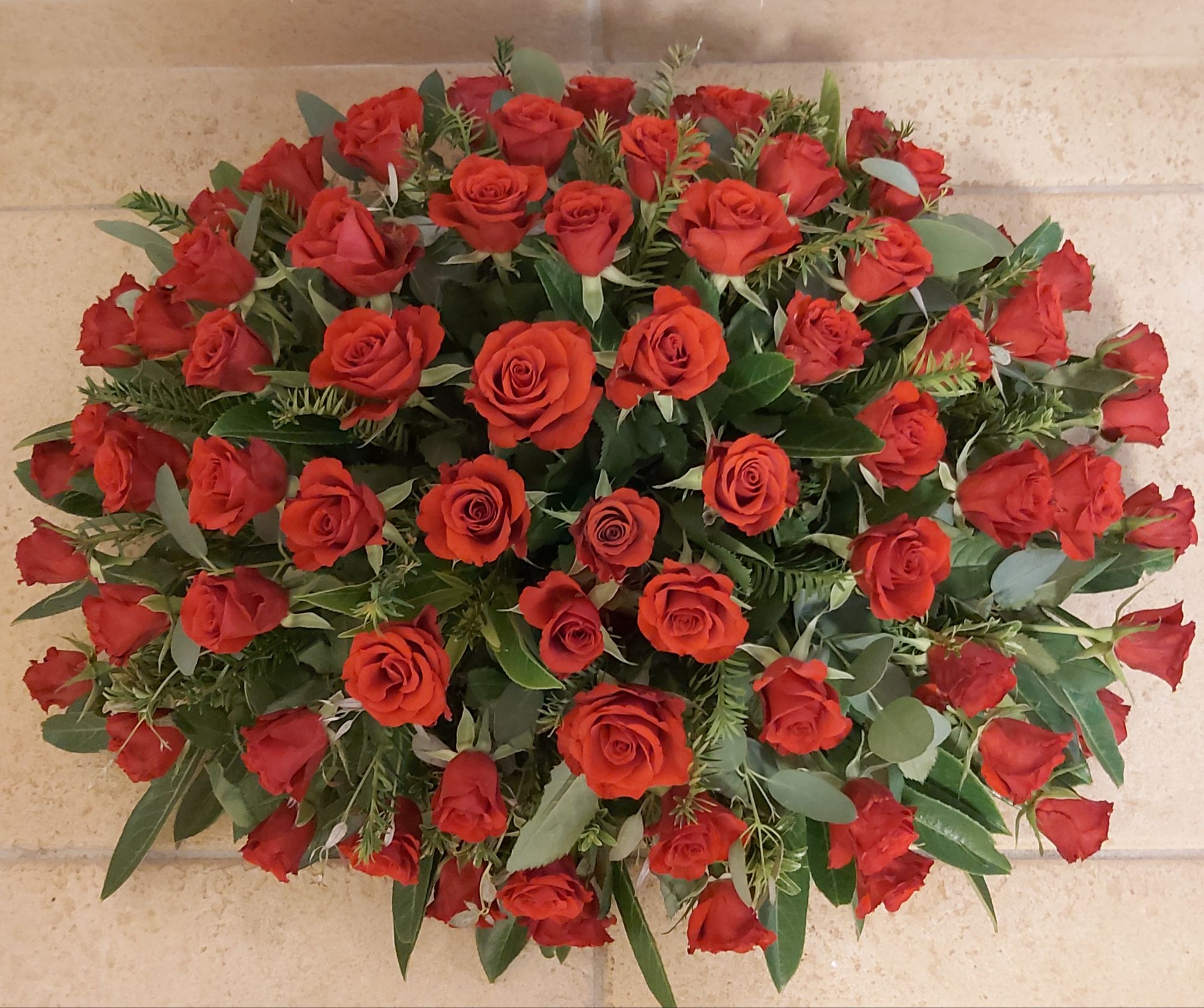 Rouwstuk Groot 90 cm met rozen kleur naar keuze | DEX Rozen